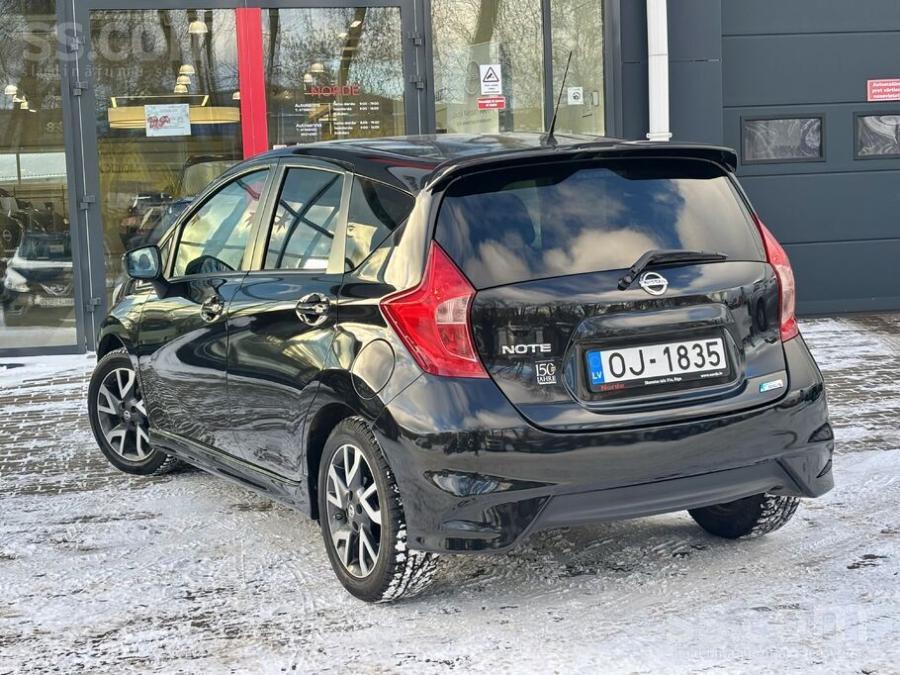 Black Nissan Note 2014 in Riga, with an engine capacity of 1.20 L and mileage of 0 thousand km for 6890 €, photo 4 on AUTOMOTO.COM.LV
