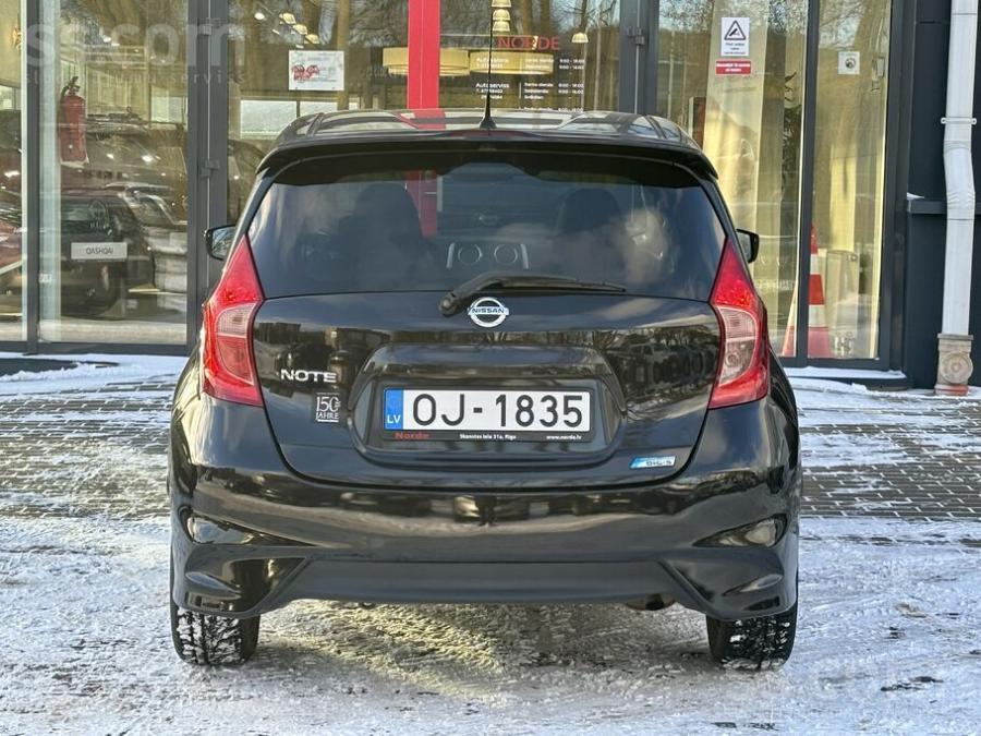 Black Nissan Note 2014 in Riga, with an engine capacity of 1.20 L and mileage of 0 thousand km for 6890 €, photo 5 on AUTOMOTO.COM.LV