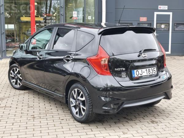 Black Nissan Note 2014 in Riga, with an engine capacity of 1.20 L and mileage of 0 thousand km for 6590 €, photo 2 on AUTOMOTO.COM.LV