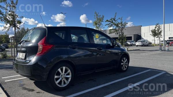 Black Nissan Note 2015 in Riga, with an engine capacity of 1.20 L and mileage of 113 thousand km for 5700 €, photo 5 on AUTOMOTO.COM.LV