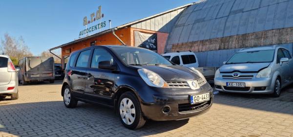 Black Nissan Note 2006 in Riga, with an engine capacity of 1.60 L and mileage of 280 thousand km for 1550 €, photo 1 on AUTOMOTO.COM.LV