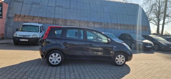Black Nissan Note 2006 in Riga, with an engine capacity of 1.60 L and mileage of 280 thousand km for 1550 €, photo 2 on AUTOMOTO.COM.LV