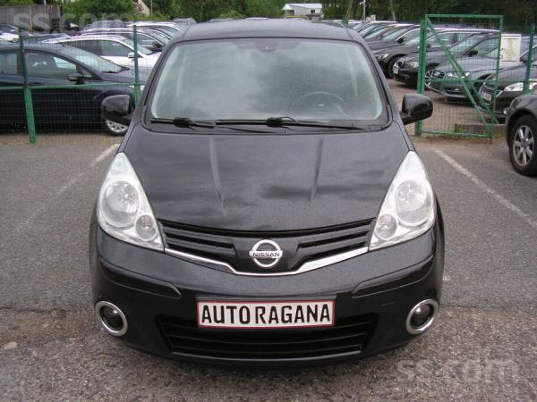 Black Nissan Note 2013 in Riga, with an engine capacity of 1.50 L and mileage of 0 thousand km for 3850 €, photo 5 on AUTOMOTO.COM.LV