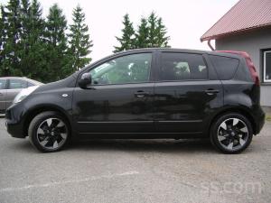Black Nissan Note 2013 in Riga, with an engine capacity of 1.50 L and mileage of 0 thousand km for 3850 €, photo 8 on AUTOMOTO.COM.LV