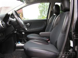 Black Nissan Note 2013 in Riga, with an engine capacity of 1.50 L and mileage of 0 thousand km for 3850 €, photo 16 on AUTOMOTO.COM.LV