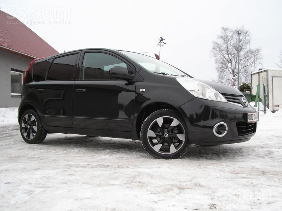 Black Nissan Note 2013 in Riga, with an engine capacity of 1.50 L and mileage of 0 thousand km for 3850 €, photo 1 on AUTOMOTO.COM.LV