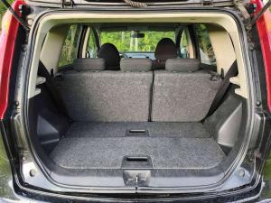 Black Nissan Note 2008 in Vilnius, with an engine capacity of 1.39 L and mileage of 250 thousand km for 2250 €, photo 10 on AUTOMOTO.COM.LV