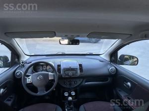 Black Nissan Note 2008 in Bauska, with an engine capacity of 1.40 L and mileage of 220 thousand km for 1690 €, photo 5 on AUTOMOTO.COM.LV