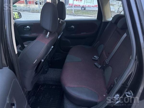 Black Nissan Note 2008 in Bauska, with an engine capacity of 1.40 L and mileage of 220 thousand km for 1690 €, photo 8 on AUTOMOTO.COM.LV
