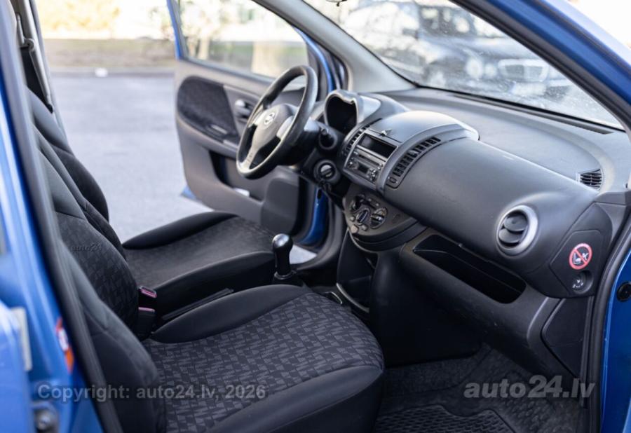 Zils Nissan Note 2006 Tallina, ar dzinēja tilpumu 1.40 L un nobraukumu 219 tūkst. km par 2299 €, foto 14 vietnē AUTOMOTO.COM.LV