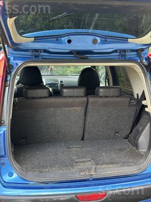 Zils Nissan Note 2006 Rīga, ar dzinēja tilpumu 1.60 L un nobraukumu 253 tūkst. km par 990 €, foto 5 vietnē AUTOMOTO.COM.LV