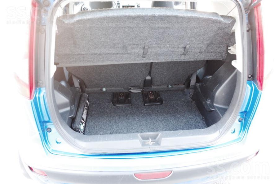 Zils Nissan Note 2007 Rīga, ar dzinēja tilpumu 1.40 L un nobraukumu 190 tūkst. km par 1850 €, foto 8 vietnē AUTOMOTO.COM.LV