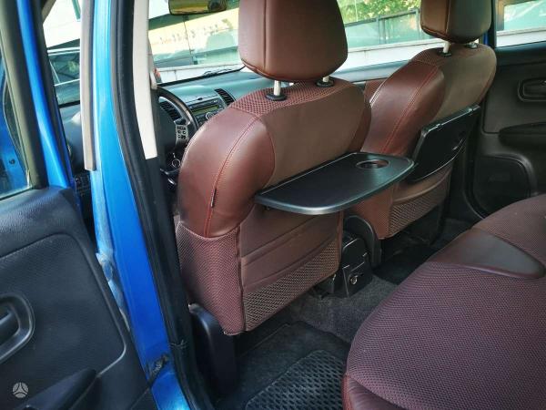 Zils Nissan Note 2008 Viļņa, ar dzinēja tilpumu 1.60 L un nobraukumu 2 tūkst. km par 3750 €, foto 3 vietnē AUTOMOTO.COM.LV