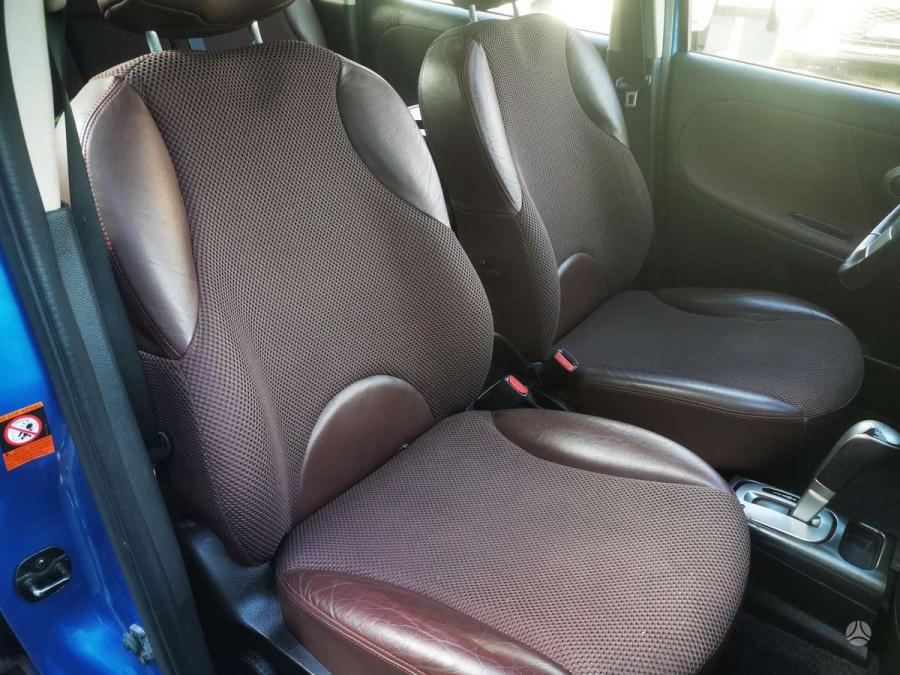 Zils Nissan Note 2008 Viļņa, ar dzinēja tilpumu 1.60 L un nobraukumu 2 tūkst. km par 3750 €, foto 5 vietnē AUTOMOTO.COM.LV