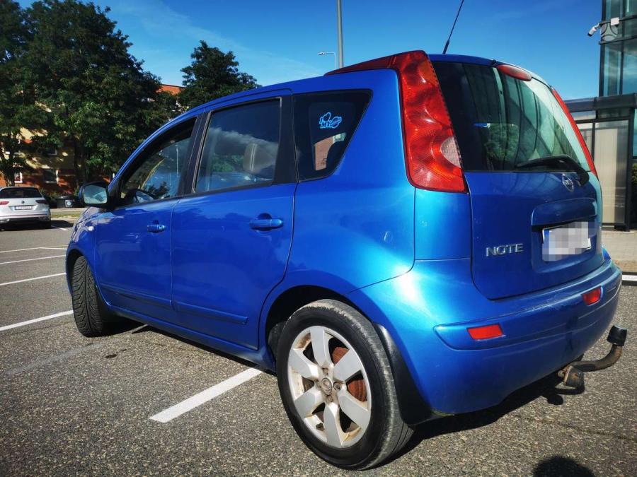 Zils Nissan Note 2008 Viļņa, ar dzinēja tilpumu 1.60 L un nobraukumu 249 tūkst. km par 3750 €, foto 7 vietnē AUTOMOTO.COM.LV