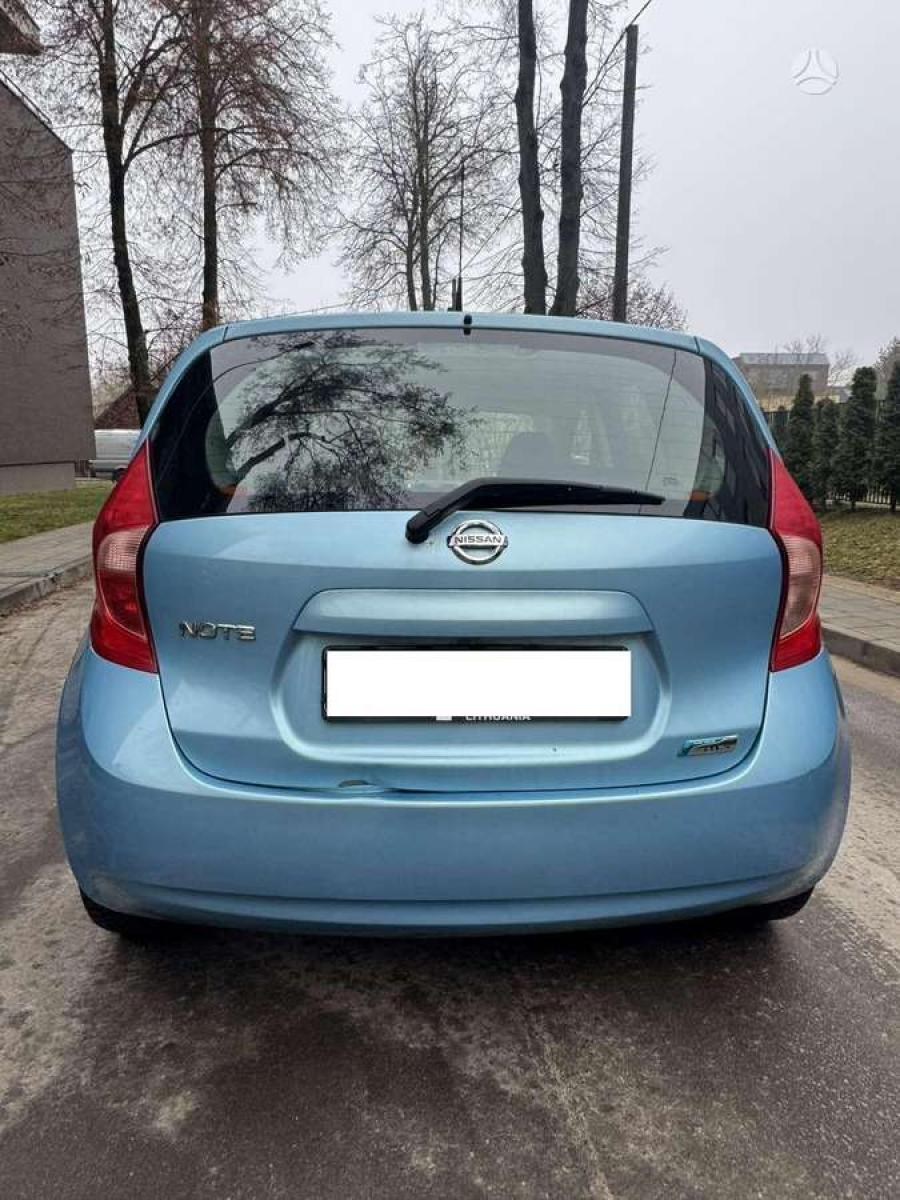 Blue Nissan Note 2014 in Vilnius, with an engine capacity of 1.46 L and mileage of 223 thousand km for 2950 €, photo 5 on AUTOMOTO.COM.LV