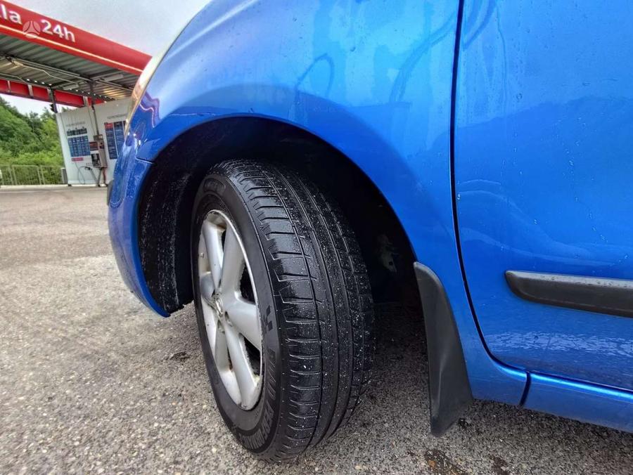 Zils Nissan Note 2006 Viļņa, ar dzinēja tilpumu 1.60 L un nobraukumu 289 tūkst. km par 2250 €, foto 4 vietnē AUTOMOTO.COM.LV