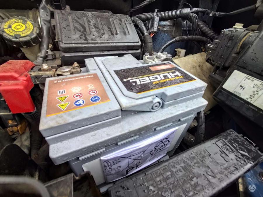 Zils Nissan Note 2006 Viļņa, ar dzinēja tilpumu 1.60 L un nobraukumu 289 tūkst. km par 2250 €, foto 22 vietnē AUTOMOTO.COM.LV
