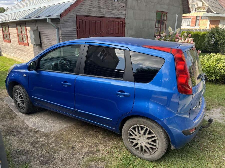 Blue Nissan Note 2007 in Siauliai, with an engine capacity of 1.40 L and mileage of 220 thousand km for 1500 €, photo 7 on AUTOMOTO.COM.LV