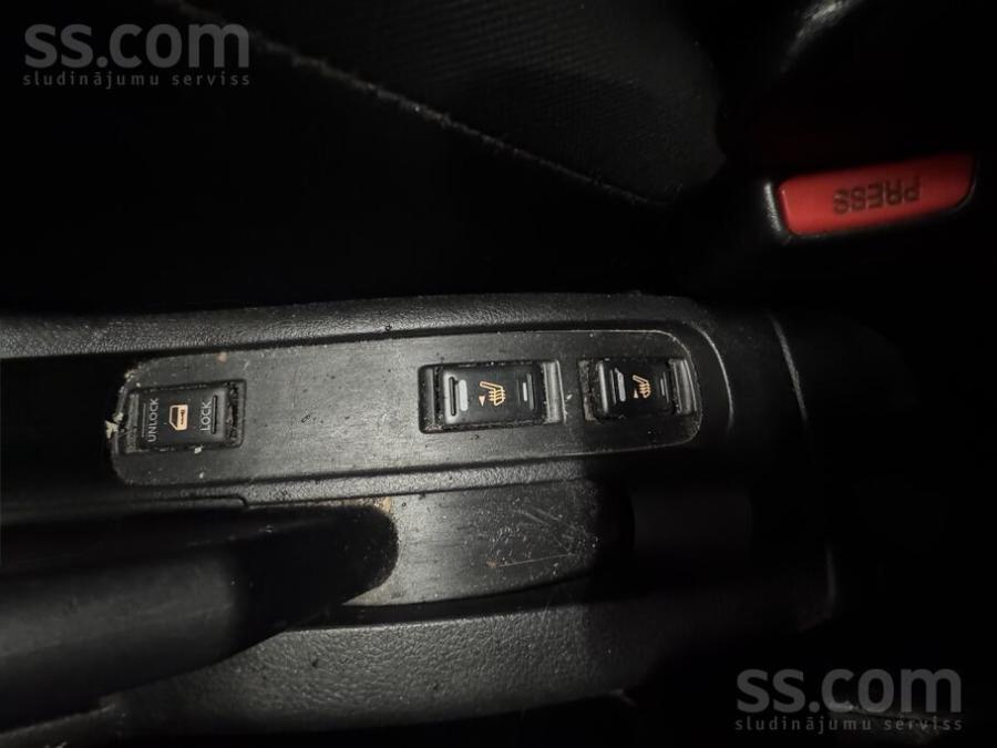 Brūns Nissan Note 2006 Rīga, ar dzinēja tilpumu 1.40 L un nobraukumu 0 tūkst. km par 1150 €, foto 6 vietnē AUTOMOTO.COM.LV