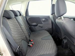 Brūns Nissan Note 2006 Tallina, ar dzinēja tilpumu 1.40 L un nobraukumu 163 tūkst. km par 1499 €, foto 15 vietnē AUTOMOTO.COM.LV