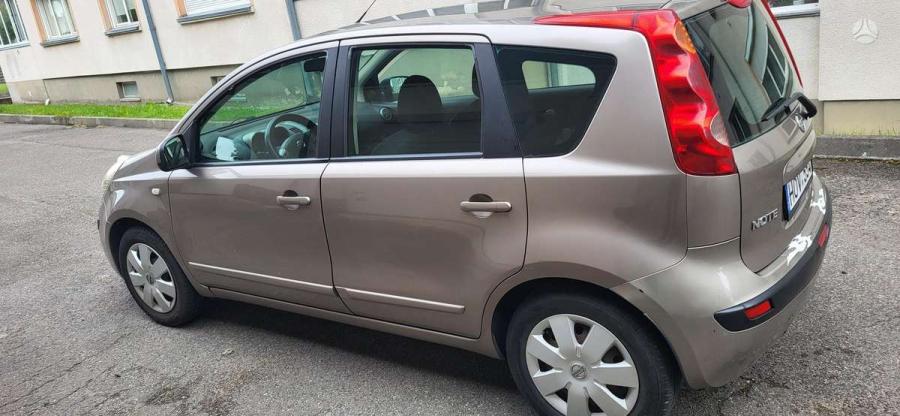 Brūns Nissan Note 2006 Klaipėda, ar dzinēja tilpumu 1.39 L un nobraukumu 251 tūkst. km par 1250 €, foto 4 vietnē AUTOMOTO.COM.LV