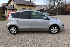Brown Nissan Note 2007 in Riga, with an engine capacity of 1.60 L and mileage of 157 thousand km for 2890 €, photo 8 on AUTOMOTO.COM.LV
