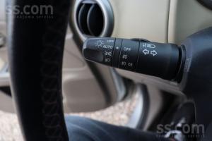 Brown Nissan Note 2007 in Riga, with an engine capacity of 1.60 L and mileage of 157 thousand km for 2890 €, photo 17 on AUTOMOTO.COM.LV