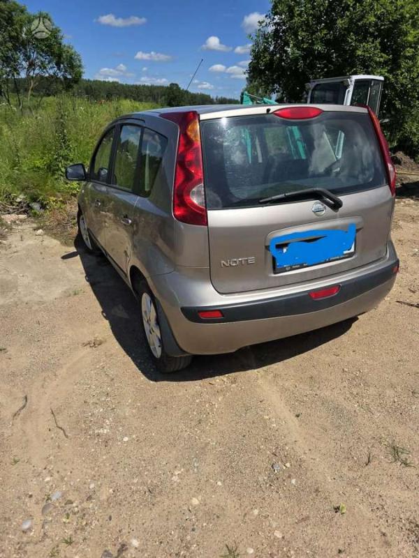 Brown Nissan Note 2007 in Vilnius, with an engine capacity of 1.60 L and mileage of 135 thousand km for 1300 €, photo 2 on AUTOMOTO.COM.LV