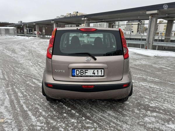 Brown Nissan Note 2008 in Vilnius, with an engine capacity of 1.60 L and mileage of 148 thousand km for 2950 €, photo 4 on AUTOMOTO.COM.LV