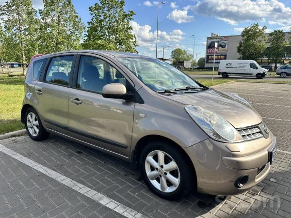 Brown Nissan Note 2008 in Riga, with an engine capacity of 1.60 L and mileage of 352 thousand km for 2100 €, photo 2 on AUTOMOTO.COM.LV
