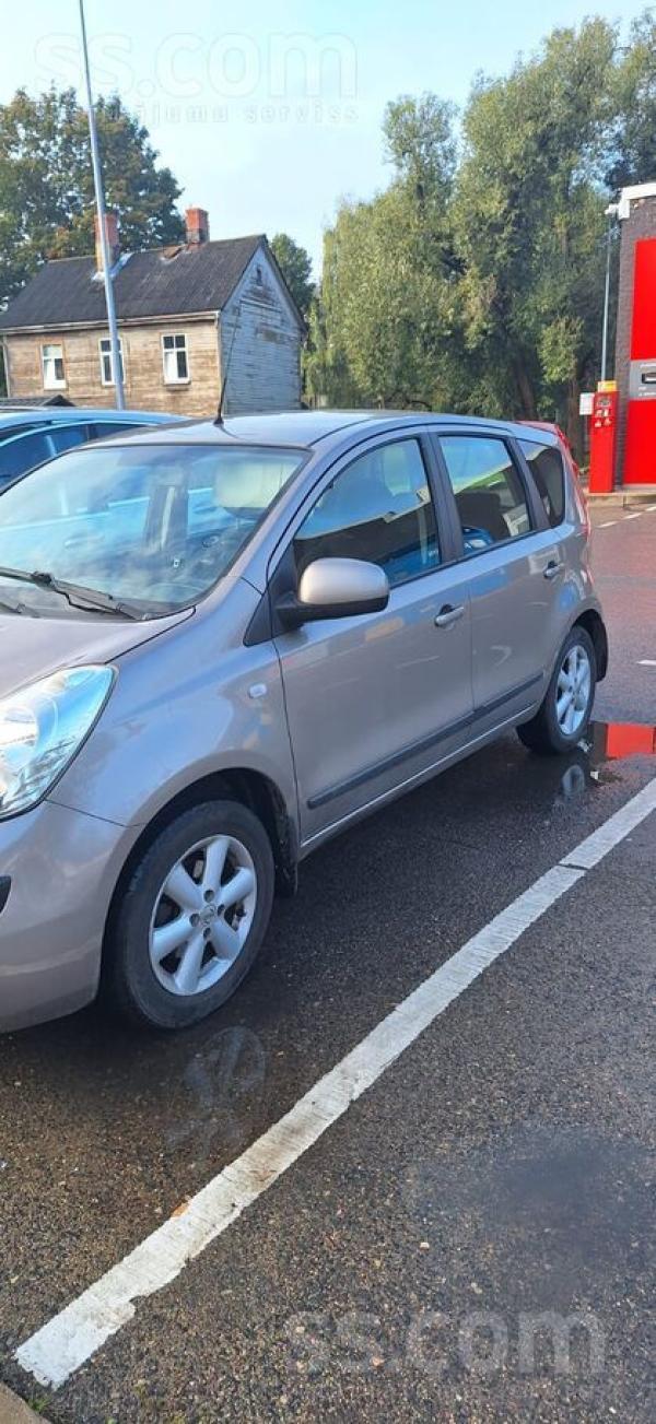 Brūns Nissan Note 2008 Rīga, ar dzinēja tilpumu 1.40 L un nobraukumu 249 tūkst. km par 1500 €, foto 6 vietnē AUTOMOTO.COM.LV