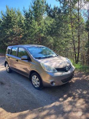 Brūns Nissan Note 2011 Viļņa, ar dzinēja tilpumu 1.39 L un nobraukumu 140 tūkst. km par 2700 €, foto  vietnē AUTOMOTO.COM.LV