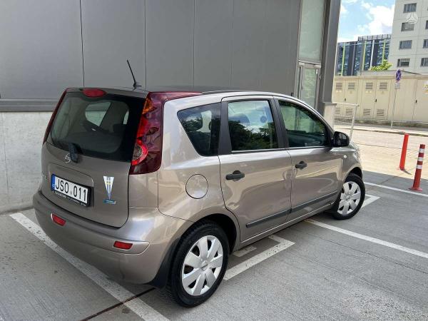 Brown Nissan Note 2011 in Vilnius, with an engine capacity of 1.40 L and mileage of 208 thousand km for 1750 €, photo 4 on AUTOMOTO.COM.LV