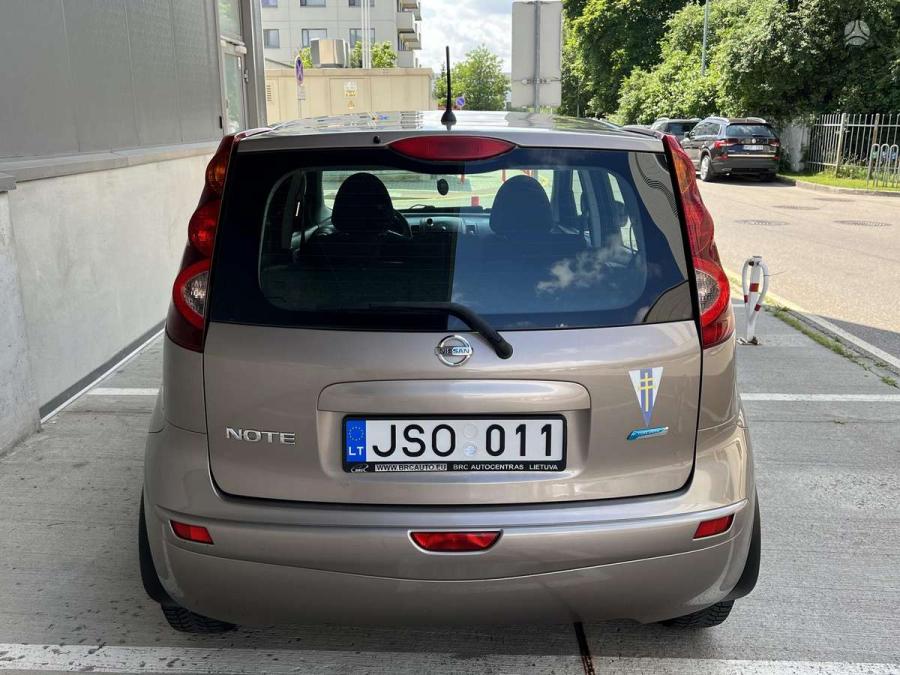 Brown Nissan Note 2011 in Vilnius, with an engine capacity of 1.40 L and mileage of 208 thousand km for 1750 €, photo 7 on AUTOMOTO.COM.LV