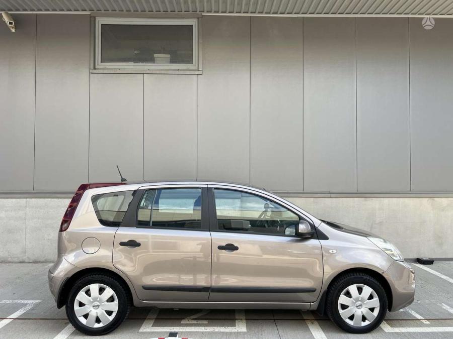 Brown Nissan Note 2011 in Vilnius, with an engine capacity of 1.40 L and mileage of 208 thousand km for 1750 €, photo 8 on AUTOMOTO.COM.LV