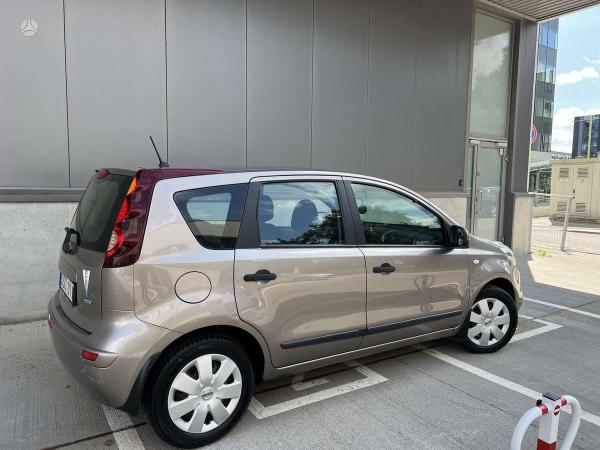 Brown Nissan Note 2011 in Vilnius, with an engine capacity of 1.40 L and mileage of 208 thousand km for 1750 €, photo 10 on AUTOMOTO.COM.LV