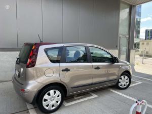 Brown Nissan Note 2011 in Vilnius, with an engine capacity of 1.40 L and mileage of 208 thousand km for 1750 €, photo 11 on AUTOMOTO.COM.LV