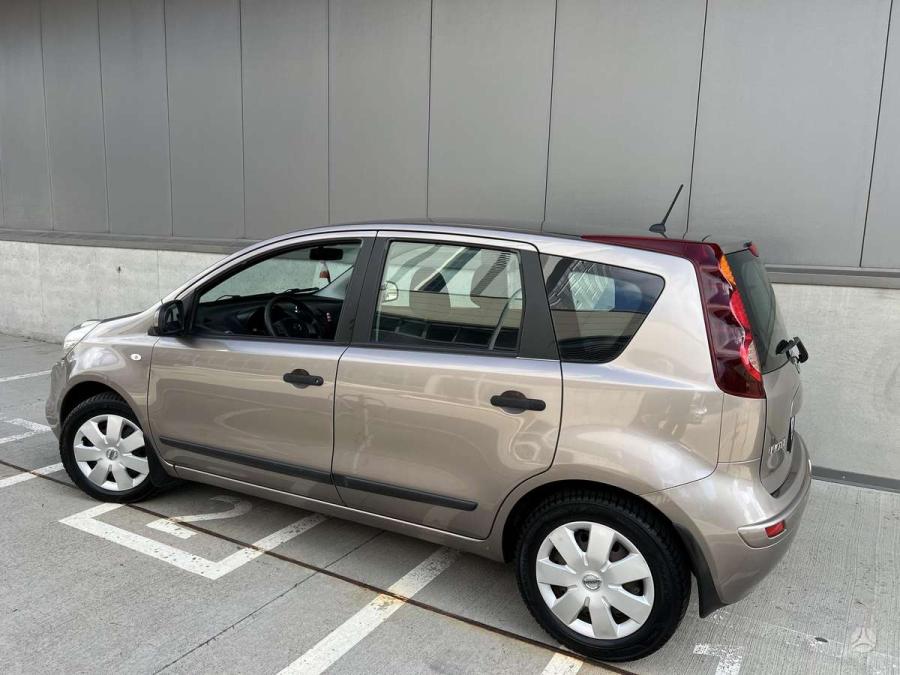 Brown Nissan Note 2011 in Vilnius, with an engine capacity of 1.40 L and mileage of 208 thousand km for 1750 €, photo 16 on AUTOMOTO.COM.LV