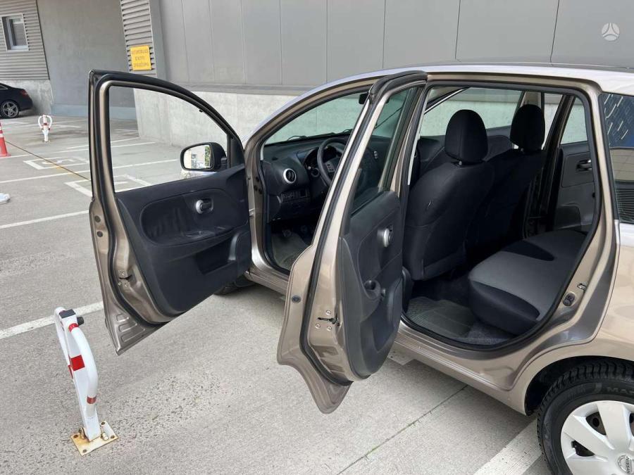 Brown Nissan Note 2011 in Vilnius, with an engine capacity of 1.40 L and mileage of 208 thousand km for 1750 €, photo 22 on AUTOMOTO.COM.LV
