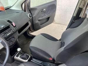 Brown Nissan Note 2011 in Vilnius, with an engine capacity of 1.40 L and mileage of 208 thousand km for 1750 €, photo 26 on AUTOMOTO.COM.LV