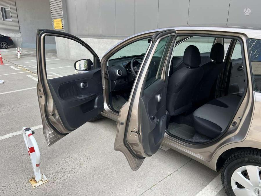 Brown Nissan Note 2011 in Vilnius, with an engine capacity of 1.39 L and mileage of 208 thousand km for 1750 €, photo 14 on AUTOMOTO.COM.LV