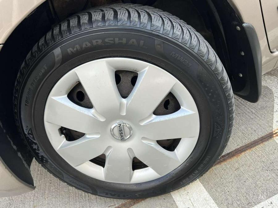 Brown Nissan Note 2011 in Vilnius, with an engine capacity of 1.39 L and mileage of 208 thousand km for 1750 €, photo 31 on AUTOMOTO.COM.LV