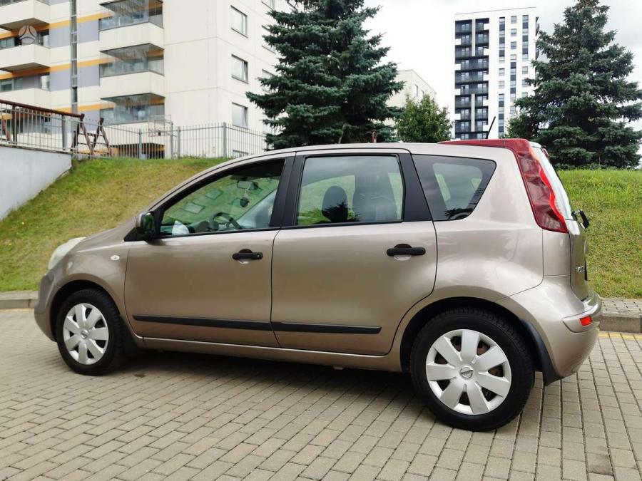 Brown Nissan Note 2011 in Vilnius, with an engine capacity of 1.39 L and mileage of 209 thousand km for 1750 €, photo 3 on AUTOMOTO.COM.LV