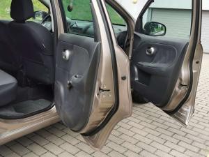 Brown Nissan Note 2011 in Vilnius, with an engine capacity of 1.39 L and mileage of 209 thousand km for 1750 €, photo 14 on AUTOMOTO.COM.LV