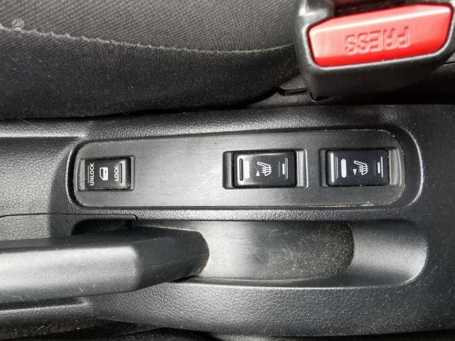 Brown Nissan Note 2011 in Vilnius, with an engine capacity of 1.39 L and mileage of 209 thousand km for 1750 €, photo 26 on AUTOMOTO.COM.LV