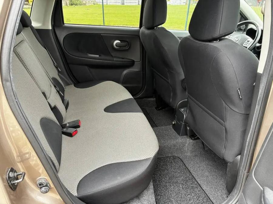 Brown Nissan Note 2011 in Saldus, with an engine capacity of 1.40 L and mileage of 184 thousand km for 4300 €, photo 12 on AUTOMOTO.COM.LV