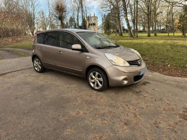 Brūns Nissan Note 2012 Tauragė, ar dzinēja tilpumu 1.60 L un nobraukumu 140 tūkst. km par 3950 €, foto 1 vietnē AUTOMOTO.COM.LV