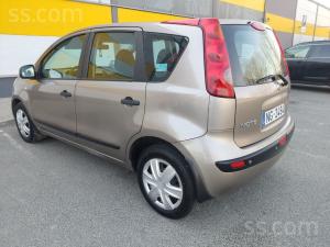 Brown Nissan Note 2007 in Riga, with an engine capacity of 1.60 L and mileage of 208 thousand km for 2650 €, photo 3 on AUTOMOTO.COM.LV