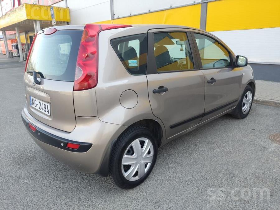 Brown Nissan Note 2007 in Riga, with an engine capacity of 1.60 L and mileage of 208 thousand km for 2650 €, photo 4 on AUTOMOTO.COM.LV